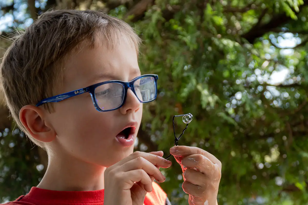 Bubble Science Experiments - STEMtropolis